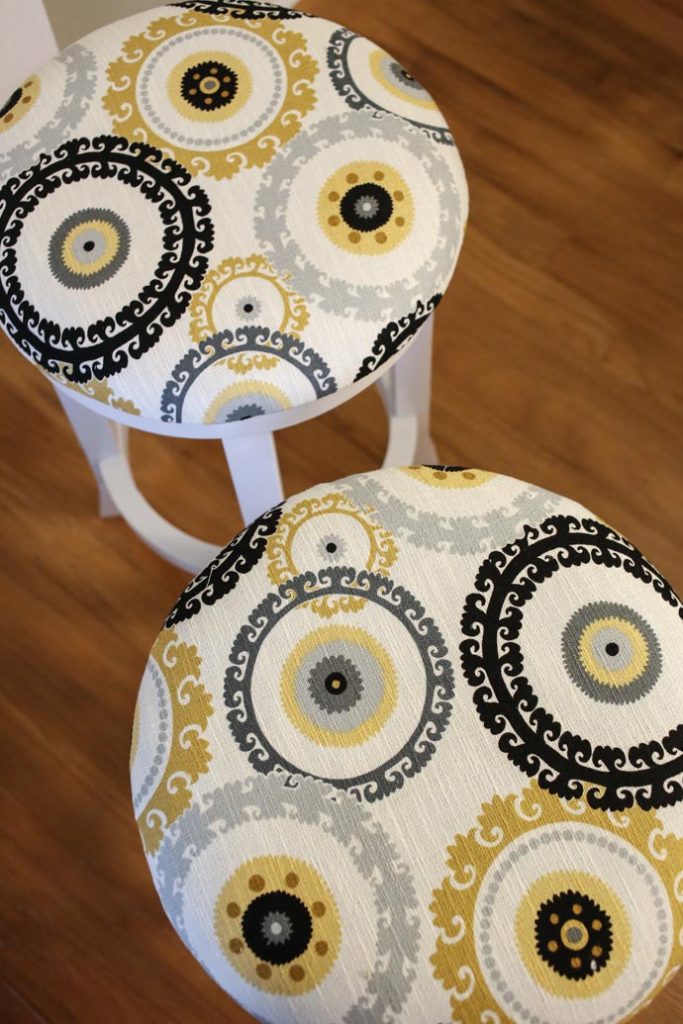 DIY Bar Stool Makeover - Helpful Homemade